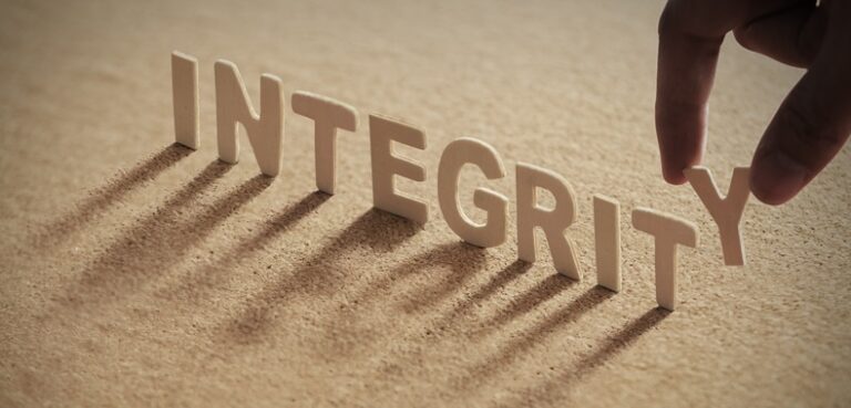 O que é integridade? Como podemos reconhecer nos profissionais atuais ...